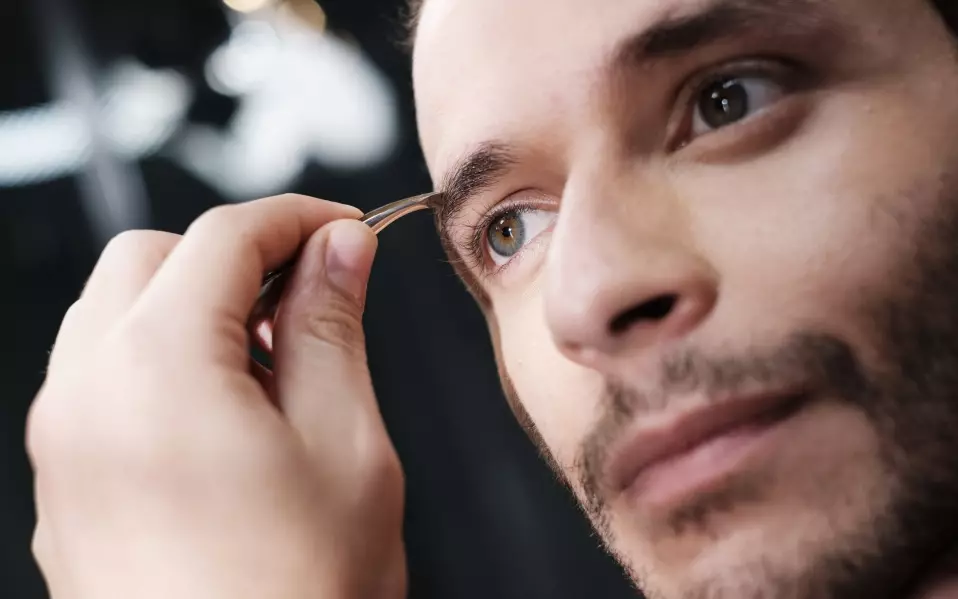 The Gentleman's Three-Step Guide To Eyebrow