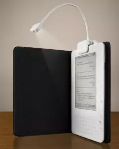 Belkini klambriga lugemisvalgusti Kindle'i jaoks