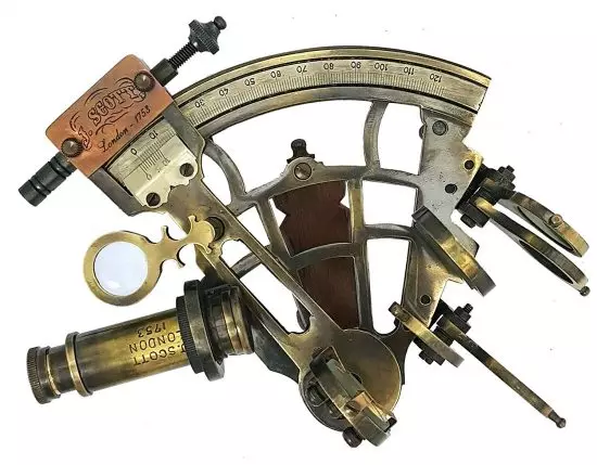 Nautical sextant