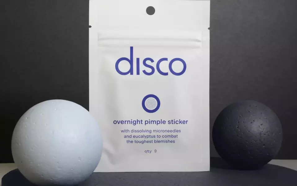 Disco Overnight Pimple Sticker փաթեթը միացված է